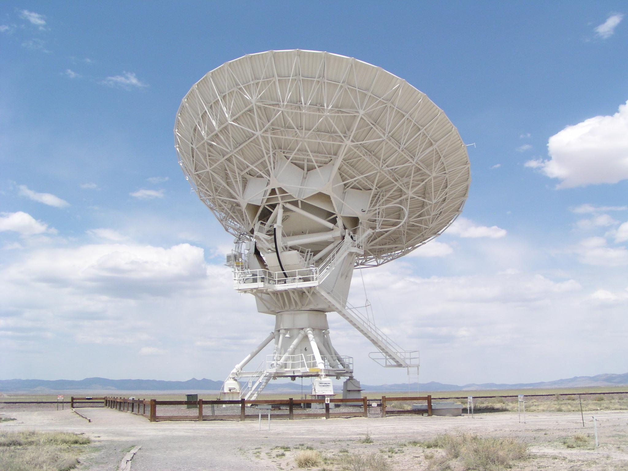 National Radio Astronomy Observatory Very Large Array - May 9, 2004